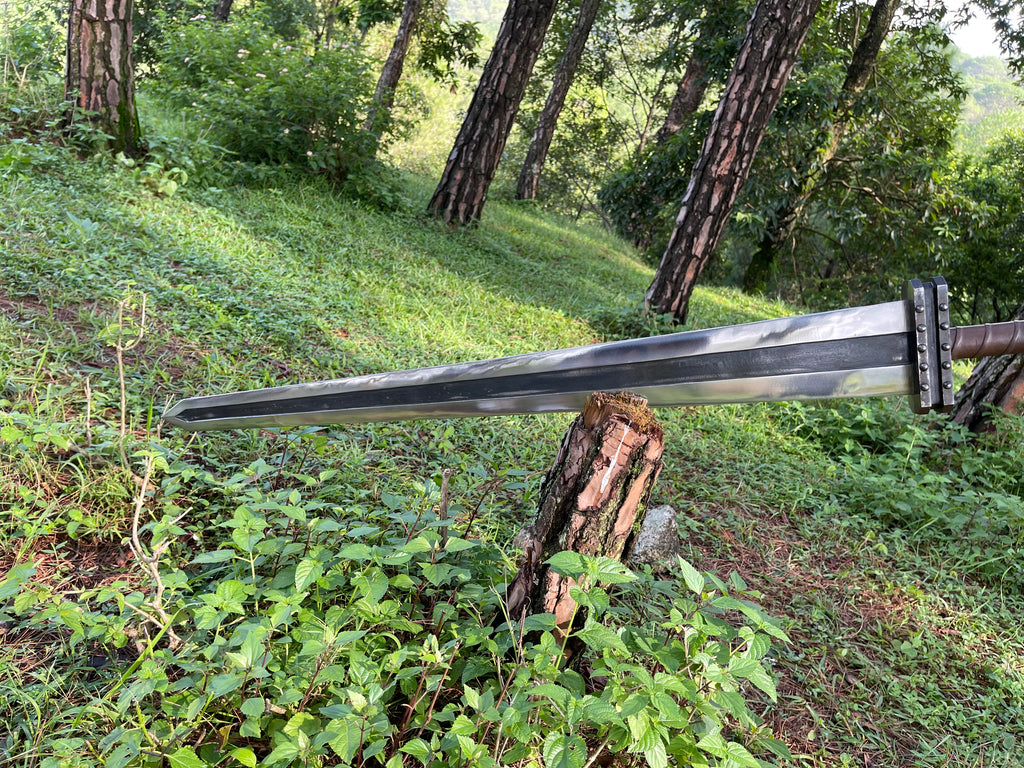 Guts Raider Sword For Sale – 43" Blade | Hand-Forged | FWOSI